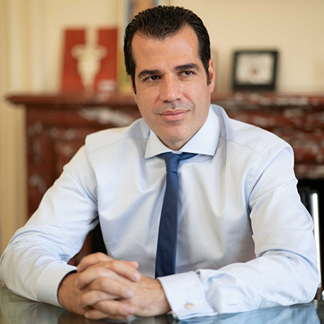 Thanos Plevris - investgr.eu